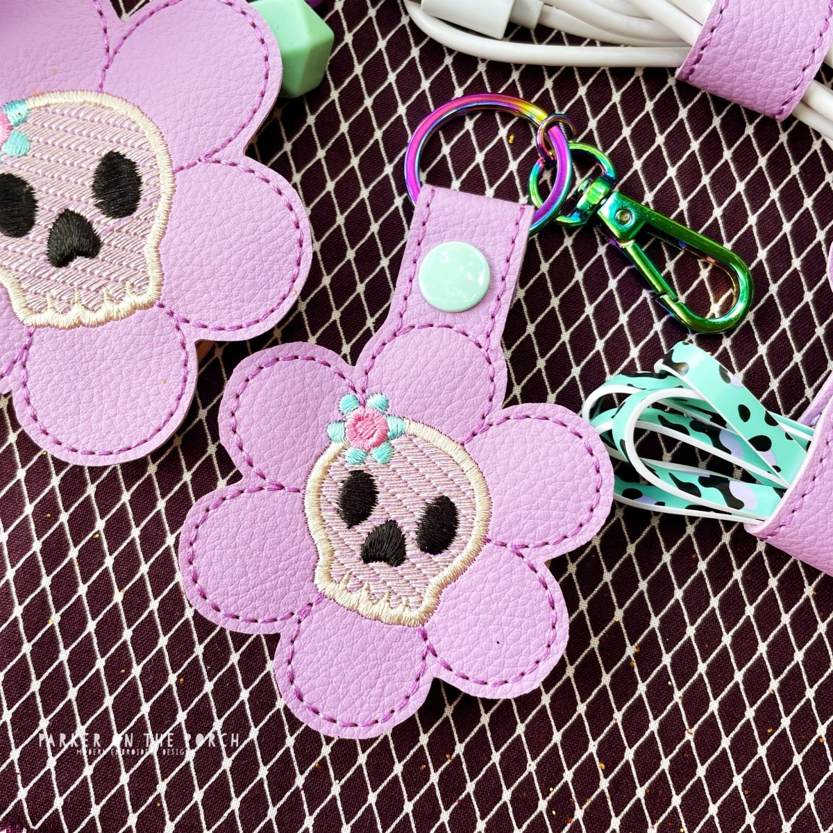 Digital Download- Snaptab-Skeleton Daisy – Parker on the Porch